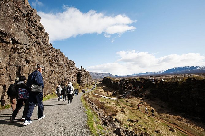 Golden Circle Classic Day Tour from Reykjavik - Transportation and Group Size
