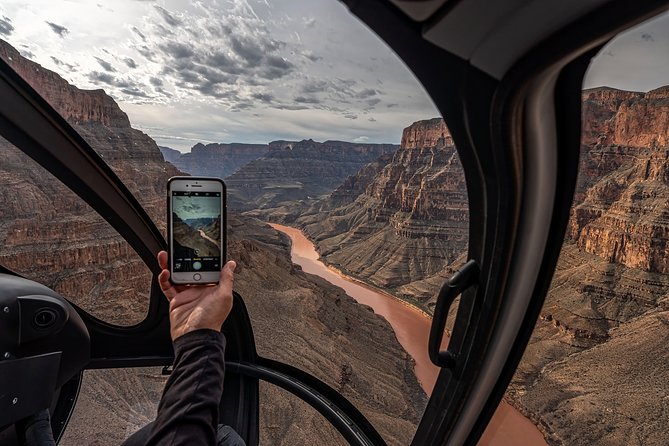 Grand Canyon Deluxe Helicopter Tour with Landing from Las Vegas - What to Expect from the Experience