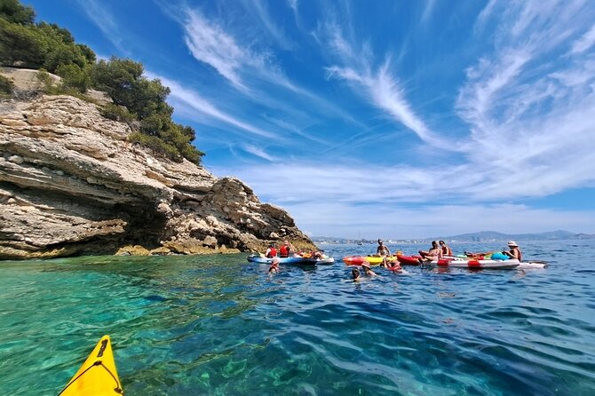 Guided kayak excursion in creeks - Who Should Join This Tour?