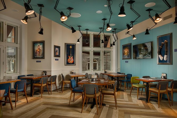 Hard Rock Cafe Copenhagen with Set Menu for Lunch or Dinner - Who Might Be Less Satisfied?