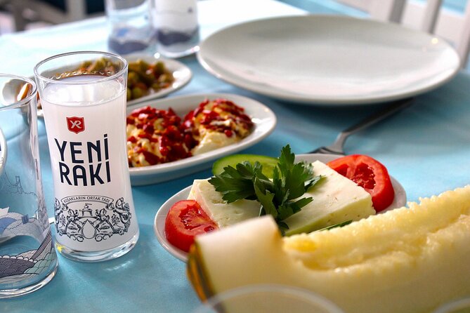 Istanbul Culinary Tour: Local Tavern and Gourmet Street Foods - Who Should Consider This Tour?