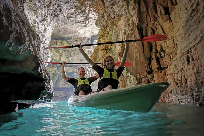 Kayak tour in Pula to Valley of Tears/free drinks+photos included - FAQs