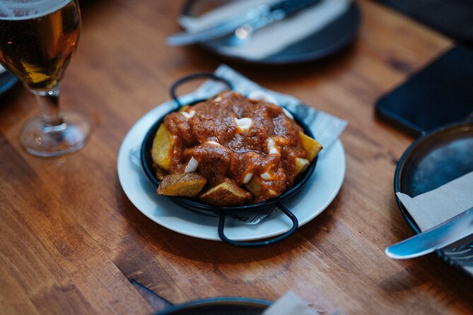 Lisbon: Award-Winning Guided Walking Food Tour with Local Drinks - The Guides: Knowledge and Charm