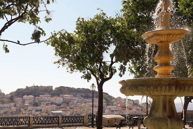 Lisbon Half-Day Private Tour in Premium Vehicle and Custom Stops - What Makes This Tour Stand Out?