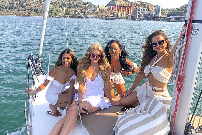 Lisbon Private Luxury Boat Tour with Welcome Drink - The Value of the Tour