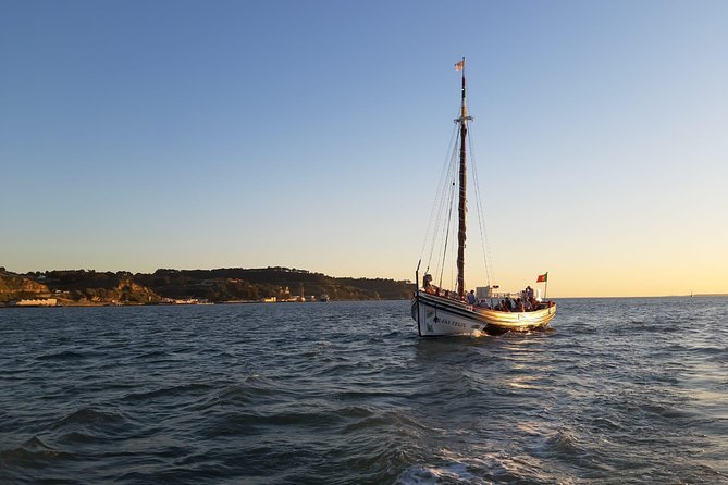 Lisbon Traditional Boats - Guided Sightseeing Cruise - The Experience: What It Feels Like