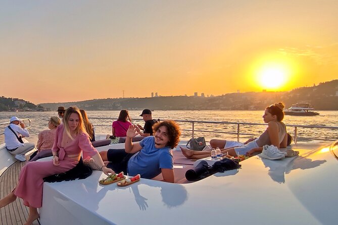 Luxury Sunset Yacht Cruise on the Bosphorus  Refresh & Relax - What Sets This Tour Apart?