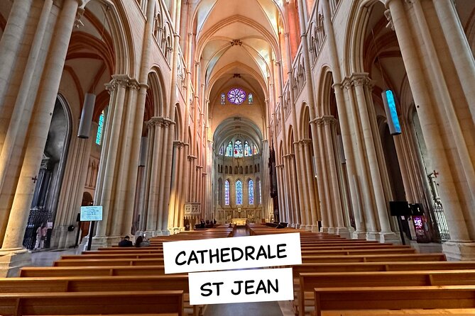 Lyon's History and Must-Sees with a Local! (English Walking Tour) - Who Will Love This Tour?