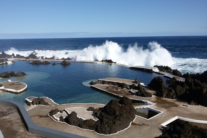 Madeira Private Jeep 4x4: Amazing West Full-Day Tour incl Natural Pools - Charming Ponta do Sol and Cascata dos Anjos