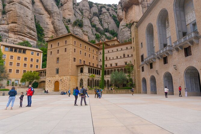 Montserrat Tour, Rack Railway, Basilica, Moreneta & Licor Tasting - Potential Drawbacks to Keep in Mind