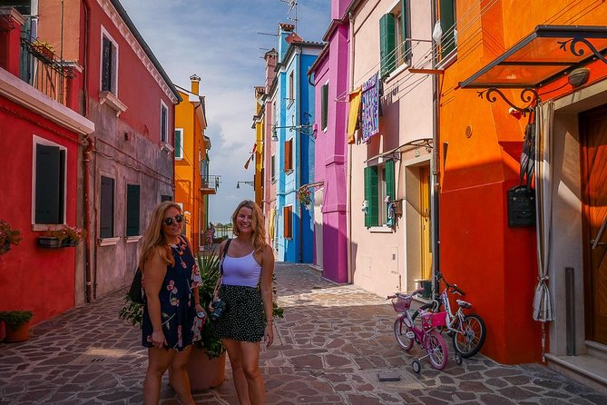 Murano & Burano Islands Guided Small-Group Tour by Private Boat - The Itinerary: What You’ll See and Experience