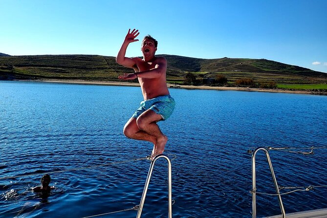 Mykonos 6hrs sailing cruise: Delos Rhenia with lunch & transfer - The Sum Up