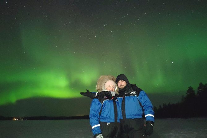 Northern lights hunting photo tour with bbq; small groups - Analyzing the Value