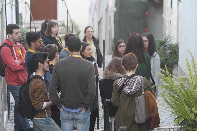 Old Lisbon: Alfama and Sao Jorge neighborhood 3-Hour Walking Tour - FAQs