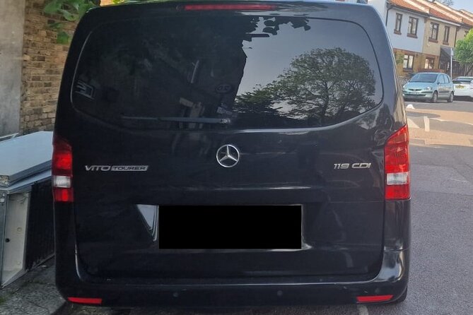 One Way Taxi Transfer from London to Gatwick Airport - Who Will Love This Transfer?