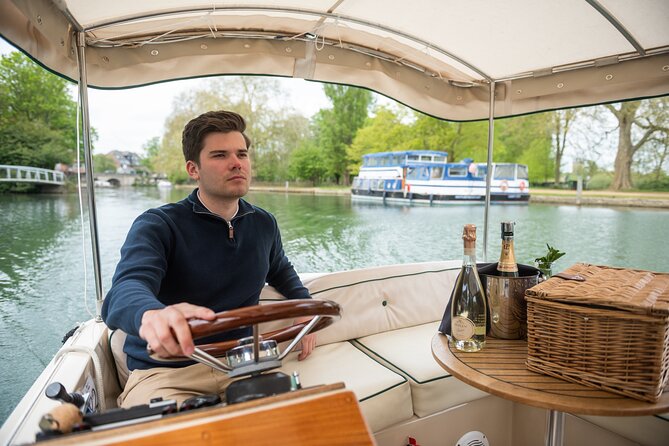 Oxford Sightseeing River Cruise Along The University Regatta Course - Who Will Love This Tour?