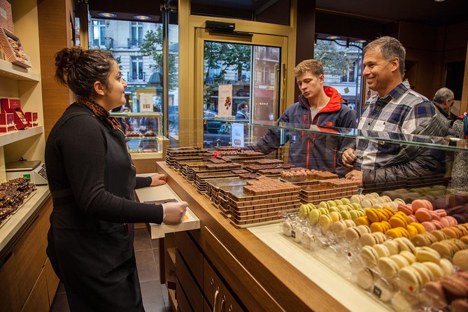 Paris French Sweets Tasting Tour with Pastries and Chocolates - Deep Dive into the Neighborhoods