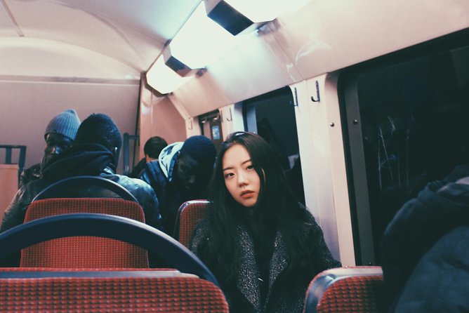 Paris Photoshoot Tour with Professional Photographer - Who Should Consider This Tour?