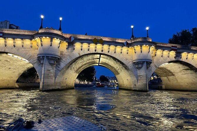 Paris Top Sights Seine River Private Boat Excursion - The Hosts: Friendly, Knowledgeable, and Personal