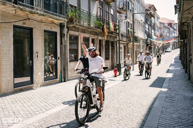 Porto Highlights in 3 Hours E-Bike Tour - Historical, Sightseeing - The Itinerary in Depth