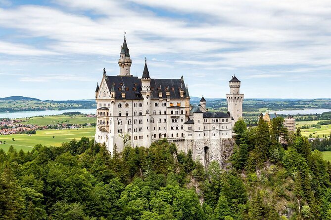 Premium Neuschwanstein Castle and Linderhof VIP Tour from Munich - The Value: Is It Worth the Price?