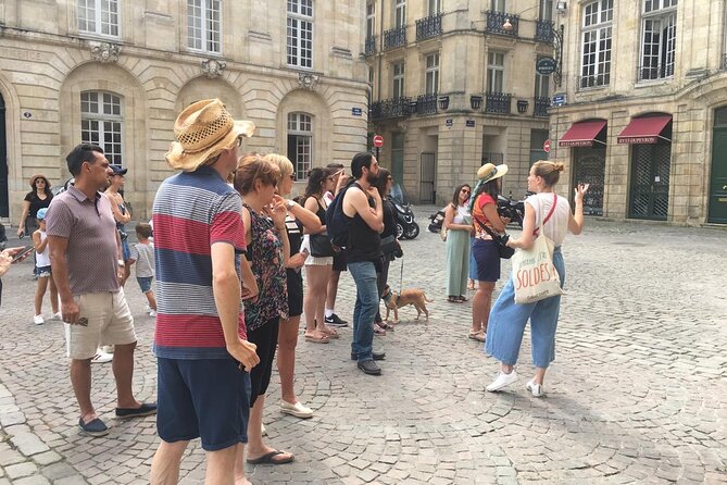 Private - Best of Bordeaux Walking Tour + Glass of Bordeaux Wine - Pricing and Value: A Good Investment