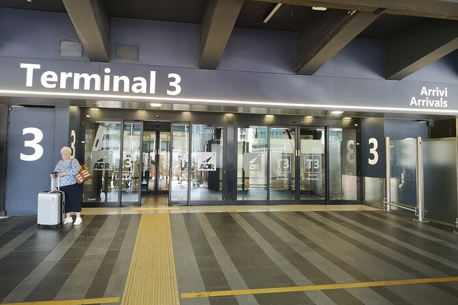 Private Transfer From/To Airport or Port or Rome city. - From the Airport to Rome: Smooth Arrival and Local Insights