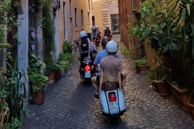 Rome by Vespa with a local - Authentic Experiences and Real Feedback