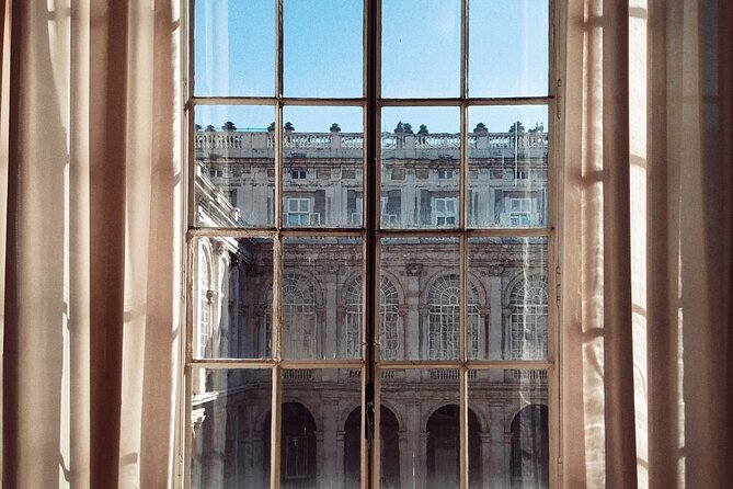 Royal Palace Madrid Small Group Tour with Skip the Line Ticket - The Itinerary in Detail