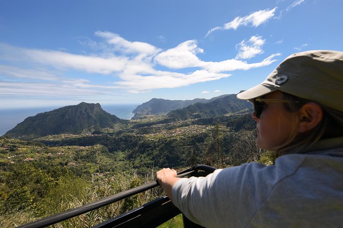 Safari 4x4 Pico Arieiro Santana in Small Group "FlowerEAST" - Authentic Experiences and Genuine Value