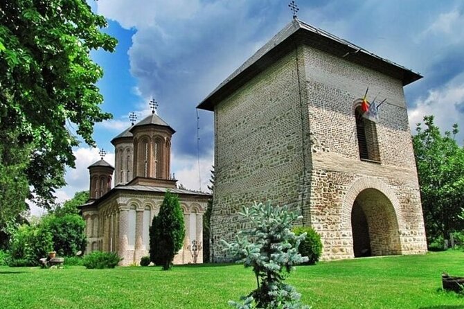 Salt Mine, Lunch at Winery and Dracula Grave - Private Tour - Who Will Enjoy This Tour?