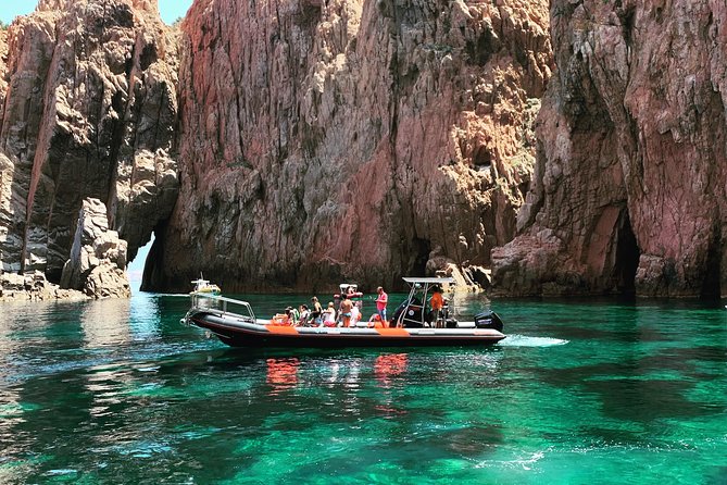 Sea trips Scandola Girolata and Calanches de Piana - The experience on the boat