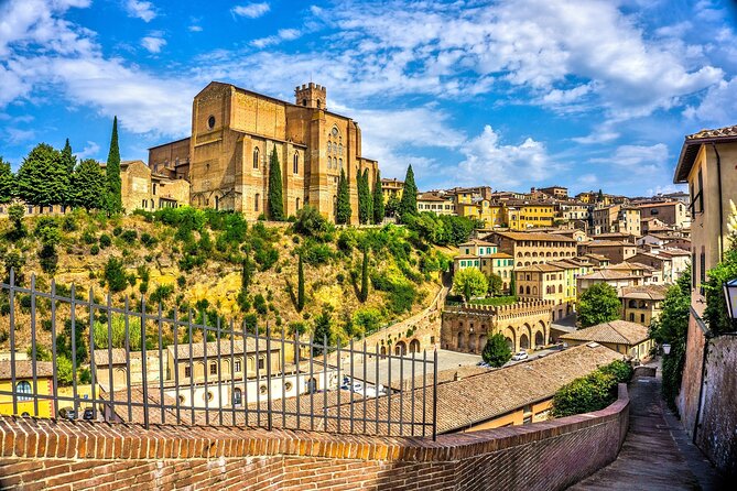 Sienas Ultimate Food Tour: Full Tuscan Meal by Do Eat Better - The Intimate Experience and Guided Insights