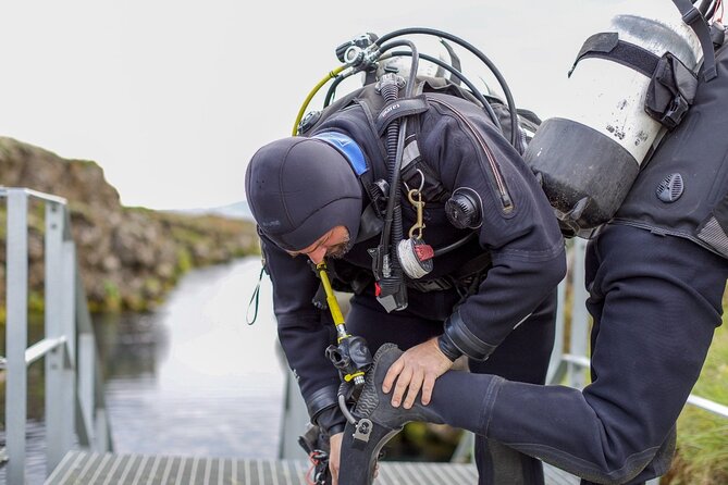 Silfra: Diving Between Tectonic Plates and Pick Up from Reykjavik - FAQs