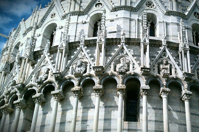 Skip-the-line Leaning Tower of Pisa Guided Small-Group Tour - Practical Details and Considerations