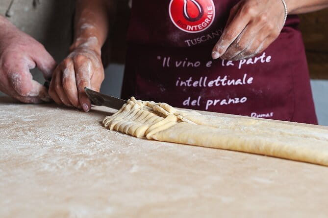Small Group Pasta Making Class Wine Tasting in a Tuscan Castle - The Food and Wine: A Highlight