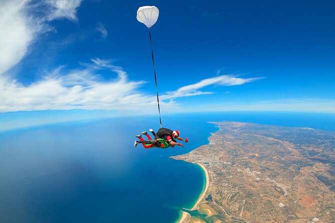 Tandem Skydiving Algarve 10.000ft  3500m - Practical Details