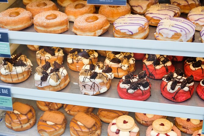 Tea and Doughnuts: Small-Group Borough Market Walking Food Tour - The Experience in Detail