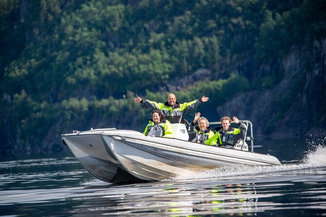 The Best Fjordcruise: Bergen fjord by Zodiac or Pontoon Boat - FAQ