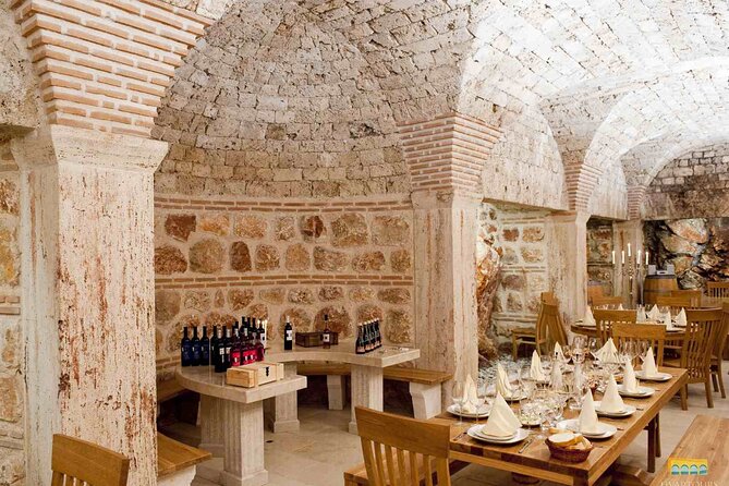 Twice the Wine - Two wineries half day tour, with delicacies - Real Traveler Insights: What Makes This Tour Special