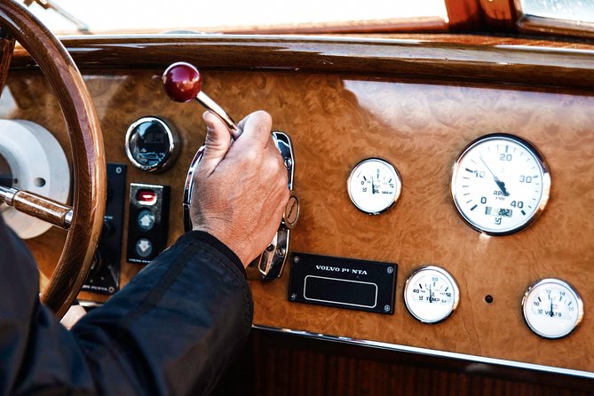 Venice Marco Polo Airport Private Arrival Transfer via Motorboat - Practical Considerations and Limitations