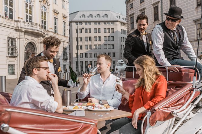 Vienna Horse-Drawn Carriage Ride with Sparkling Wine and Food - FAQ