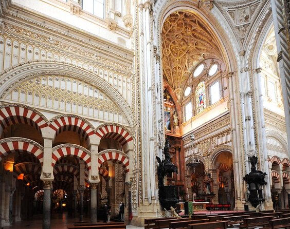 Visit in Spanish to the Cathedral Mosque. Does not include entrance ticket - The Bottom Line: Who Will Love This Tour?