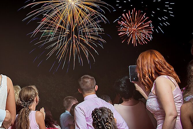 Wave Dancer Fireworks Night Cruise - The Fireworks: The Night’s Grand Finale