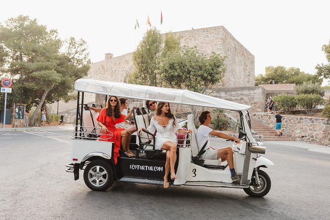 Welcome Tour to Malaga in Private Eco Tuk Tuk - Detailed Itinerary Breakdown