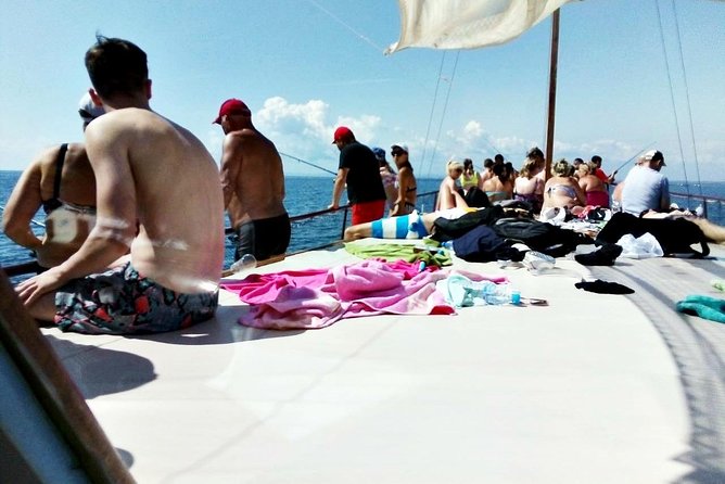 4-hour Boat Trip with Fishing, Lunch and Unlimited Drinks in Nessebar - Key Points