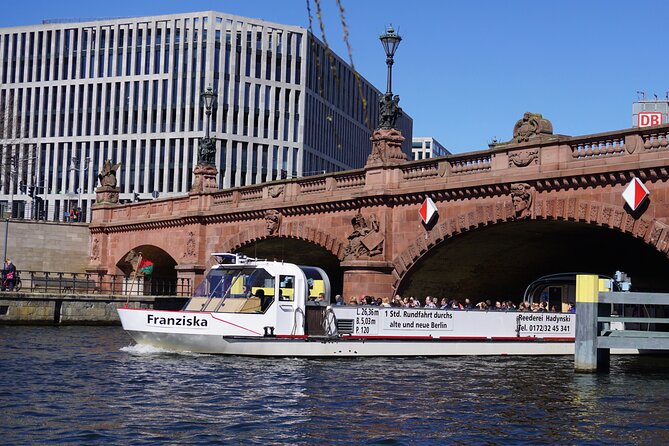 1-Hour River Cruise with Tour Guide. Bilingual (Ger/Engl) - Pricing and Value Consideration