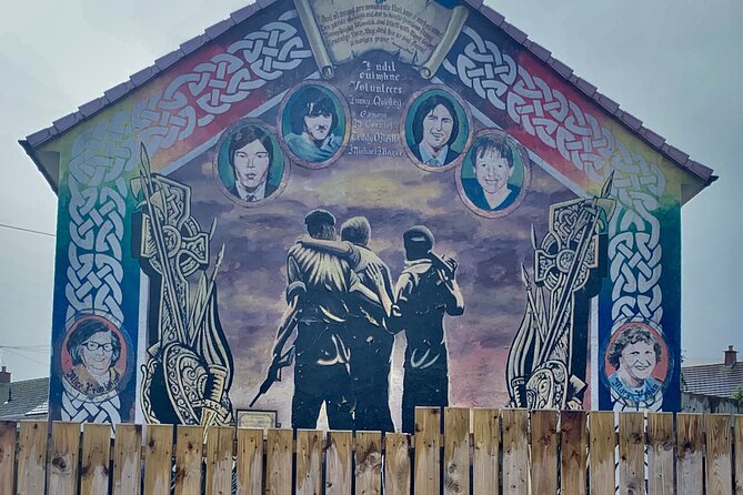 2 hrs Belfast unique history terror & mural private Taxi tour - Practical Considerations