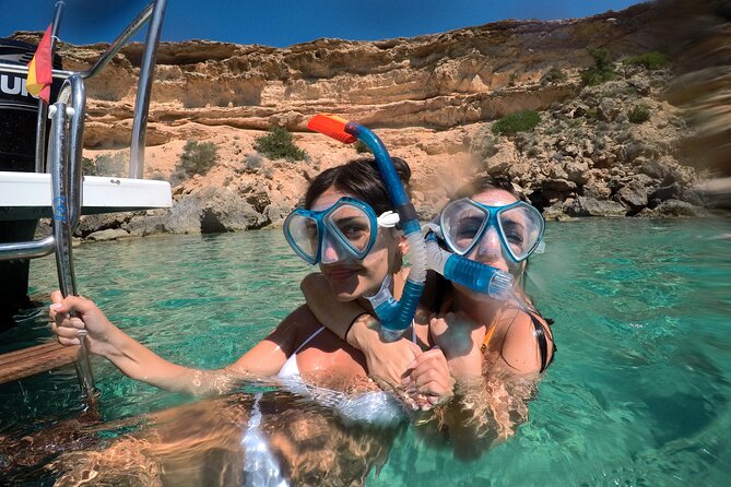 3 Hours by Boat with Paddle Surf Course, Snorkel and more - Who Will Love This Experience?