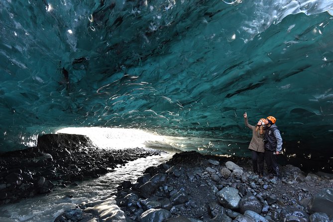 4 Day Blue Ice Cave, South Coast, Golden Circle, Snæfellsnes & Northern Lights - Who Will Enjoy This Tour Most?